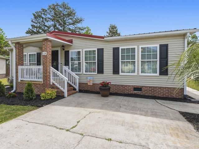 124 Queens Rd, Little River, SC 29566