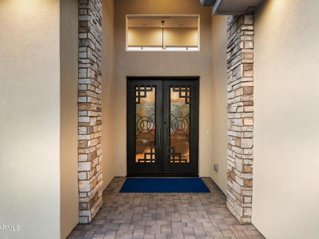 124 rotonda way