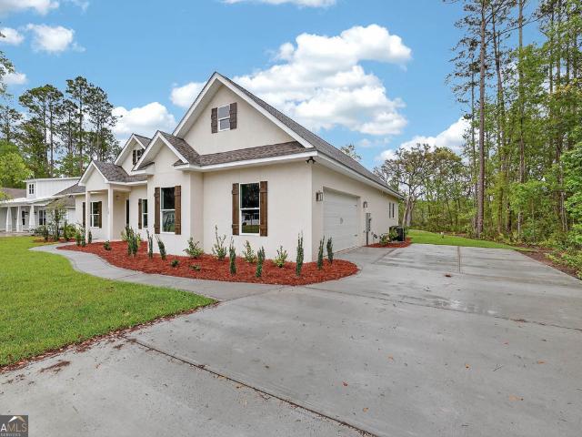 124 Roxanne Way