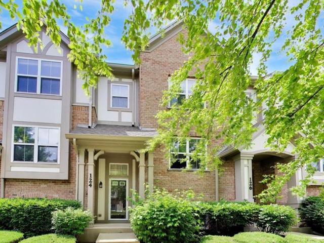 124 Rosehall Dr, Lake Zurich, IL 60047
