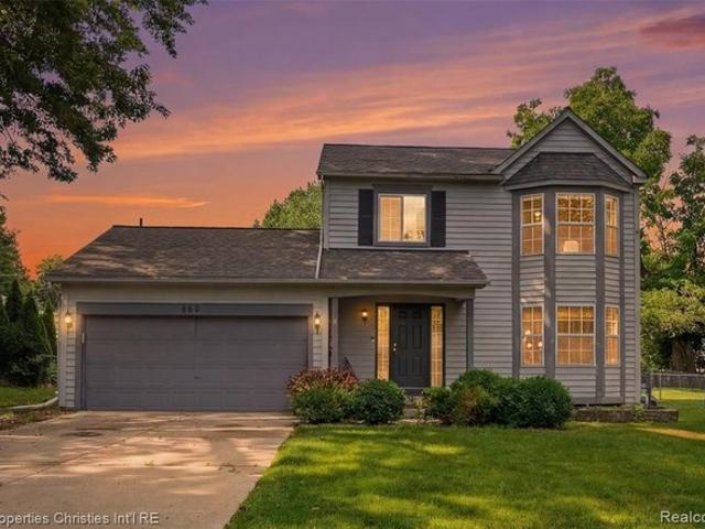 124 Rexton St, Novi, MI 48377