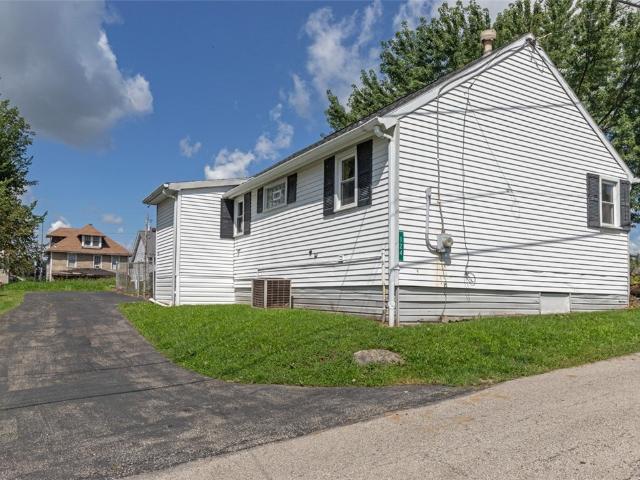 124 Reed Ave