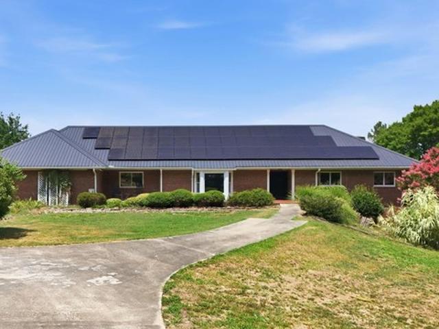 124 Riverside Rd, Carthage, NC 28327