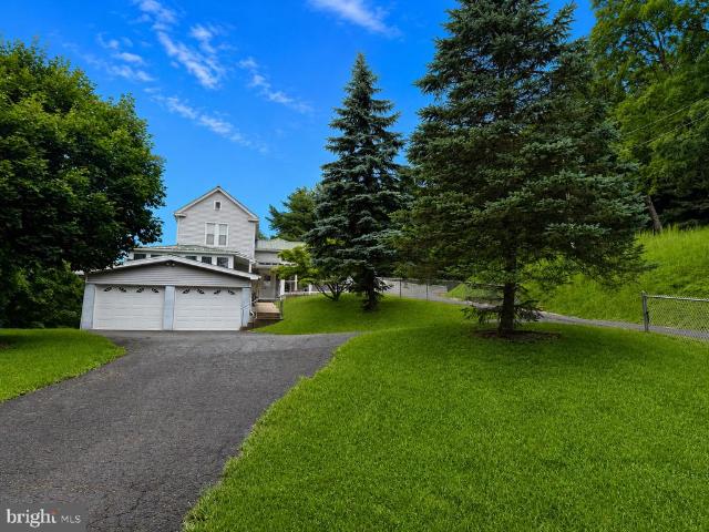 124 Riordan Road