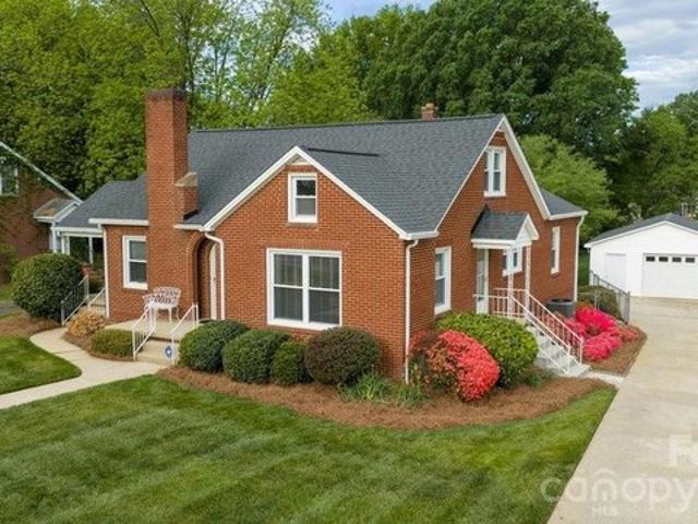 124 Rumple St, Troutman, NC 28166