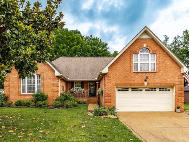 124 W Braxton Ln, Hendersonville, TN 37075