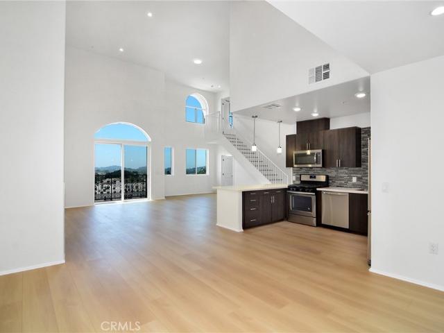 124 W Colorado 502