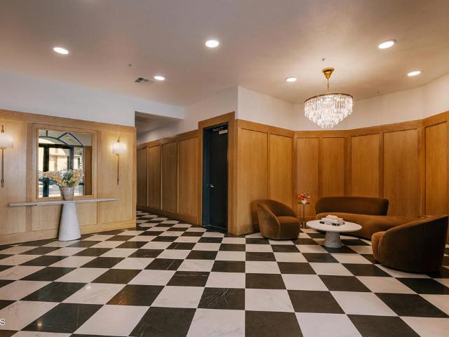 124 W Colorado St, Unit 301, Glendale, CA 91204 | MLS #P1 26788 | Compass