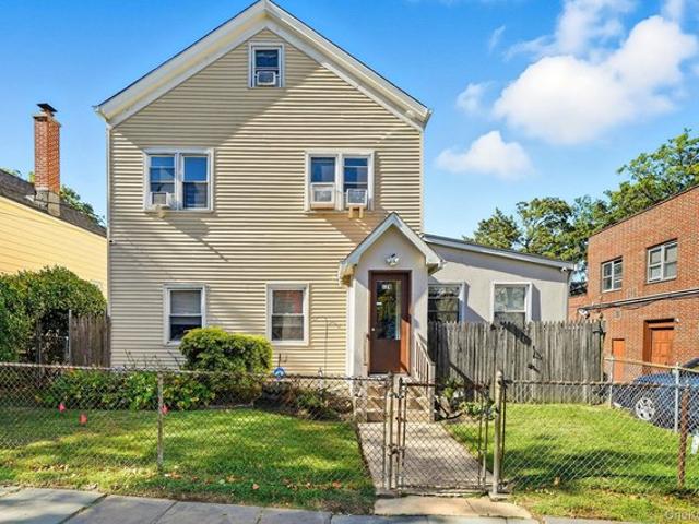 124 W Lincoln Ave, Mount Vernon, NY 10550