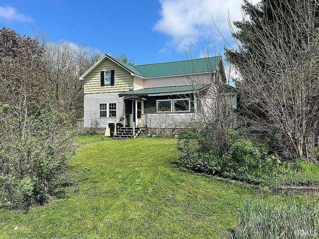 124 W Orange St, Cromwell, IN 46732
