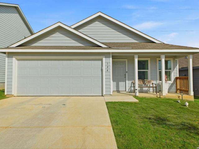 124 Wood Moss Dr, Floresville, TX 78114 | MLS #1935
