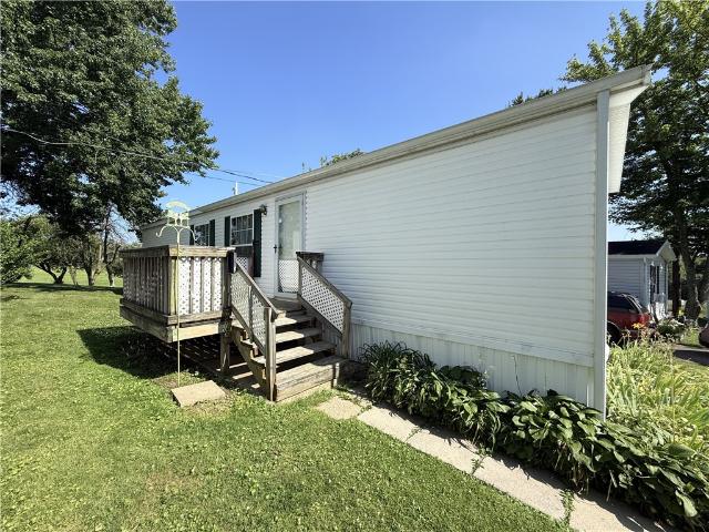 124 Woodbine Ln