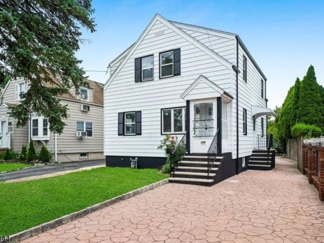 124 Woodruff Pl, Hillside, NJ 07205