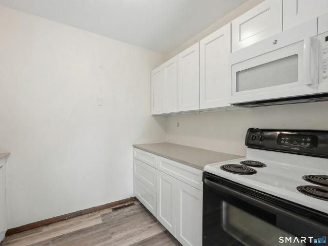 124 Webster Ct, Unit 124, Newington, CT 06111 | Compass