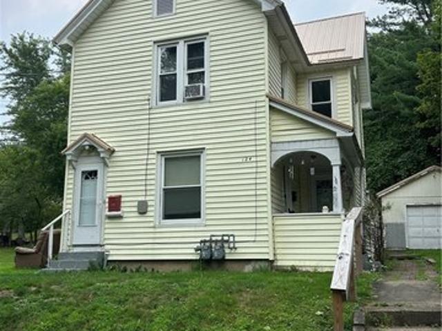 124 Wescott St, Jamestown, NY 14701