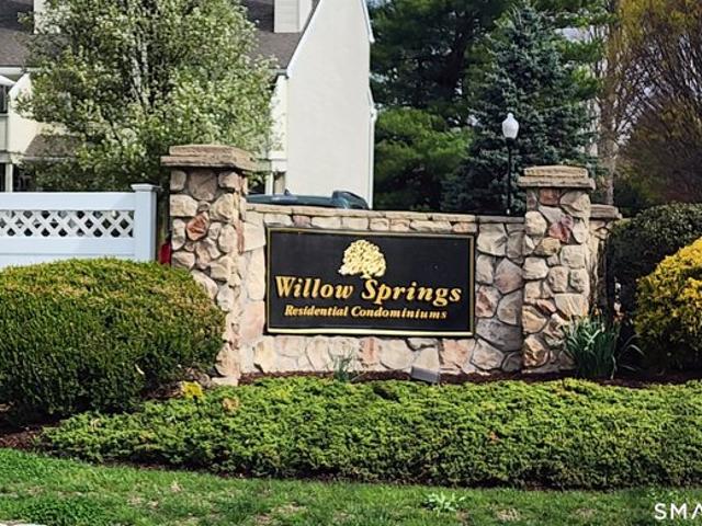 124 Willow Spgs Unit 124, New Milford, CT 06776