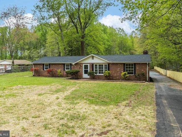 124 Winding Creek Rd, Stafford, VA 22554