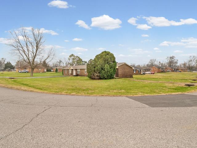 124 Tandy Dr, Unit C, Clarksville, TN 37042 | Compass