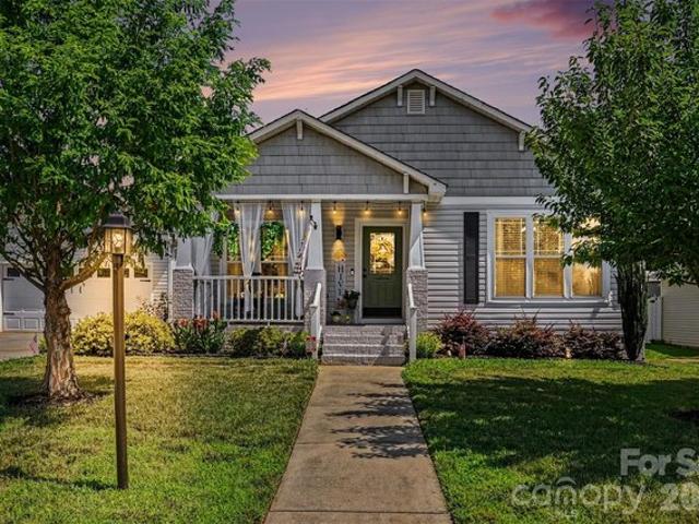 124 Tarrington Dr, Statesville, NC 28625