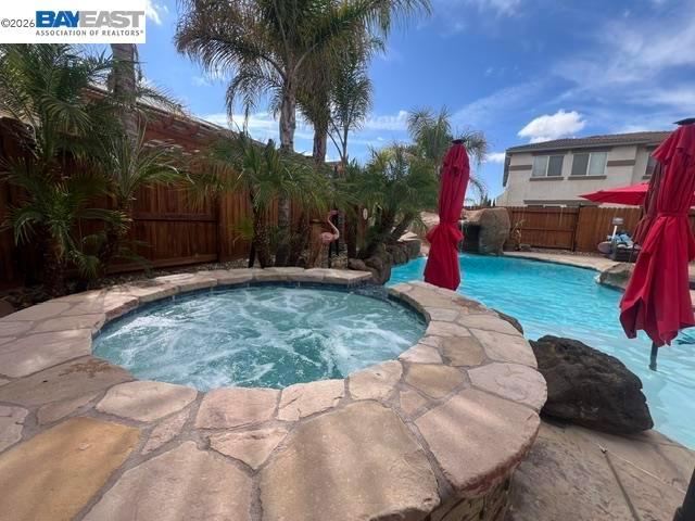 124 Tennyson Ct