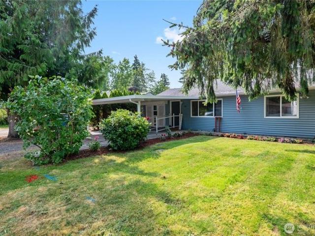 124 Tule Lake Rd E, Tacoma, WA 98445