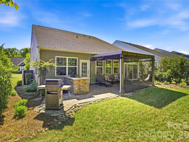 124 Van Gogh Trail, Mount Holly, NC 28120 | MLS #4366