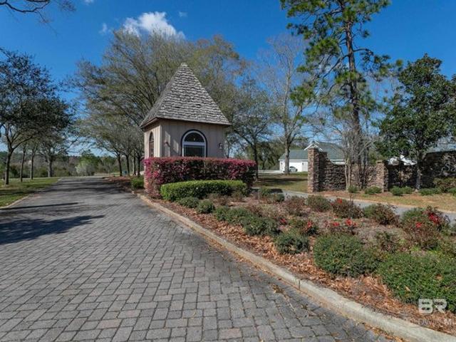 12541 Frondfield Ln, Elberta, AL 36530