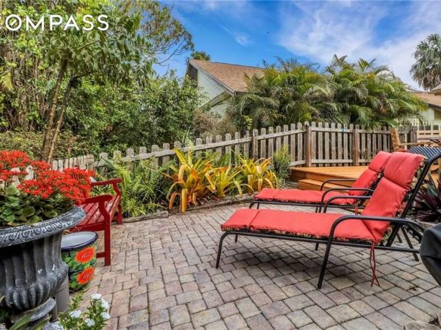 12542 Barrington Ct, Fort Myers, FL