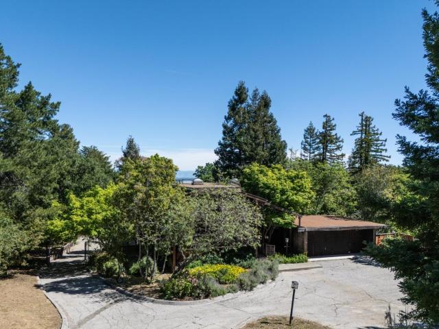 12544 Corbetta Ln, Los Altos Hills, CA 94022 | MLS #ML82041 | Compass