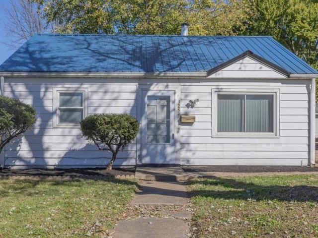 1254 Maple Ct, Evansville, IN 47714