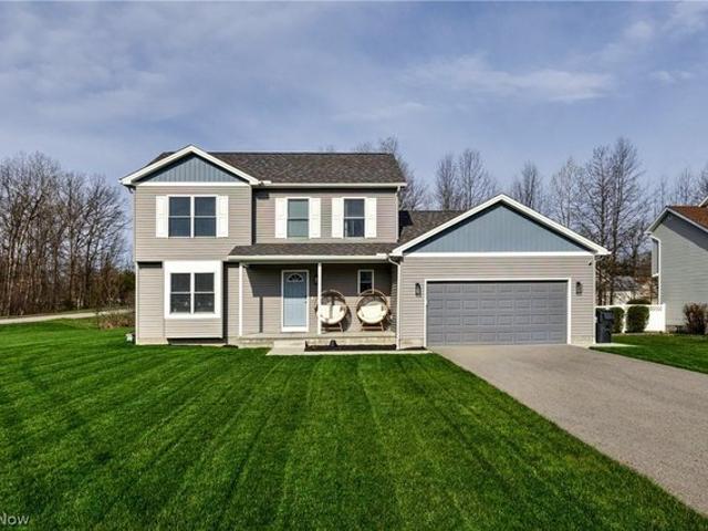1254 Cross Dr, Austintown, OH 44515
