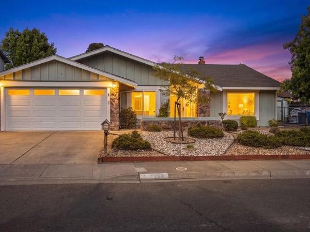 1254 Granada St, Vallejo, CA 94591