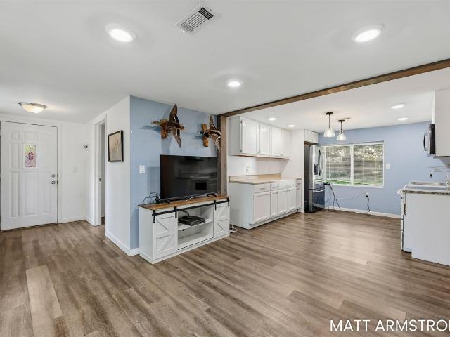 1254 Jeffrey Drive