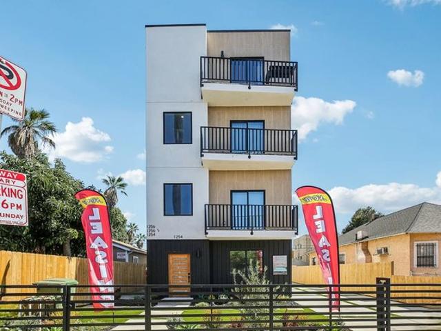 1254 W 36th St, Los Angeles, CA 90007