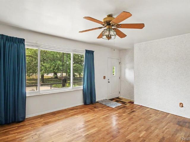 1254 W Grand Blanc Road