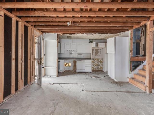 1254 Washington Drive
