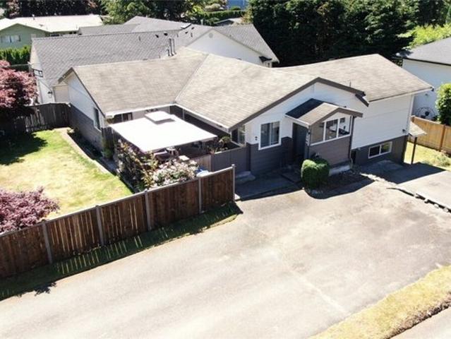 1254 8th Ave S, Edmonds, WA 98020
