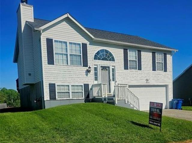 12550 Evening Shade Dr, Black Jack, MO 63033