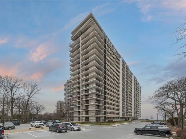 12550 Lake Ave Apt 201, Lakewood, OH 44107