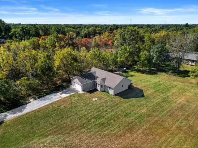 12550 N 350 W, Wheatfield, IN 46392 MLS 811036