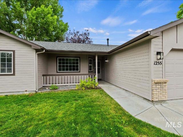 1255 N Tumbler Dr