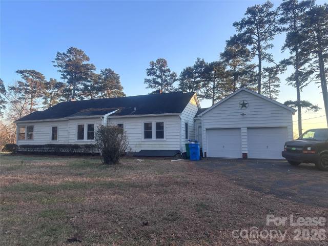 1255 NC Hwy 24/27 Highway