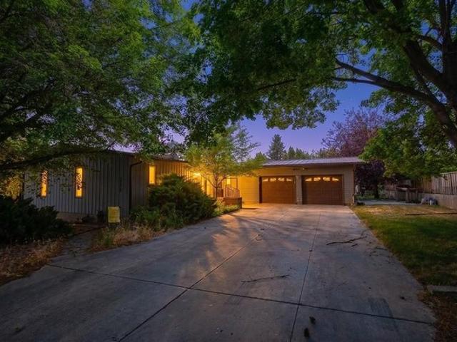 1255 Chokecherry Dr, Pocatello, ID 83204