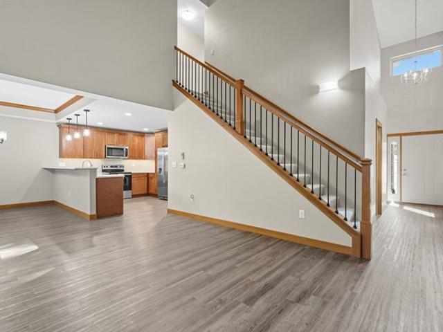 1255 Dodge Street Ct, Iowa City, IA 52245