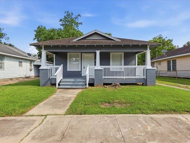 1255 Euclid St, Beaumont, TX 77705