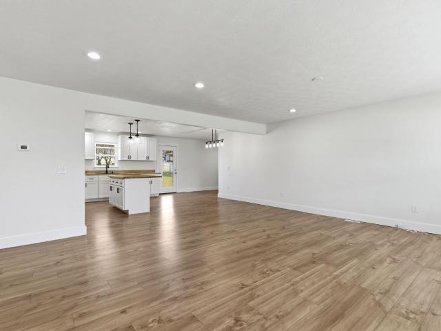 1255 E Bonaire Drive