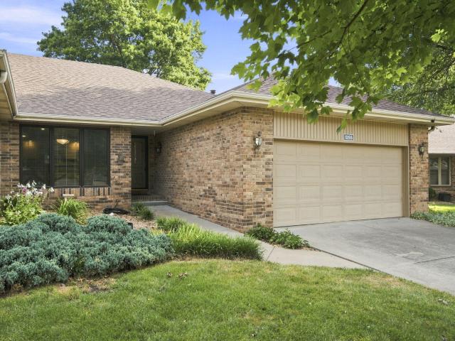 1255 E Lafayette Court