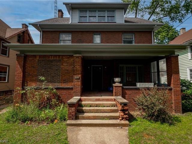 1255 Fulton Rd NW, Canton, OH 44703