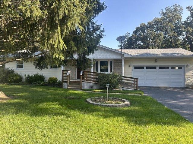 1255 Gatewood Dr, Lowell, IN 46356