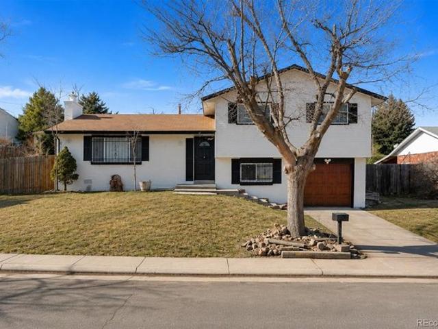 1255 Granby St, Aurora, CO 80011